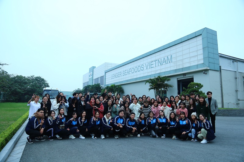 Sinh viên ngành CNSH, CNTP ''học đi đôi với hành'' - Viện Công nghệ ...